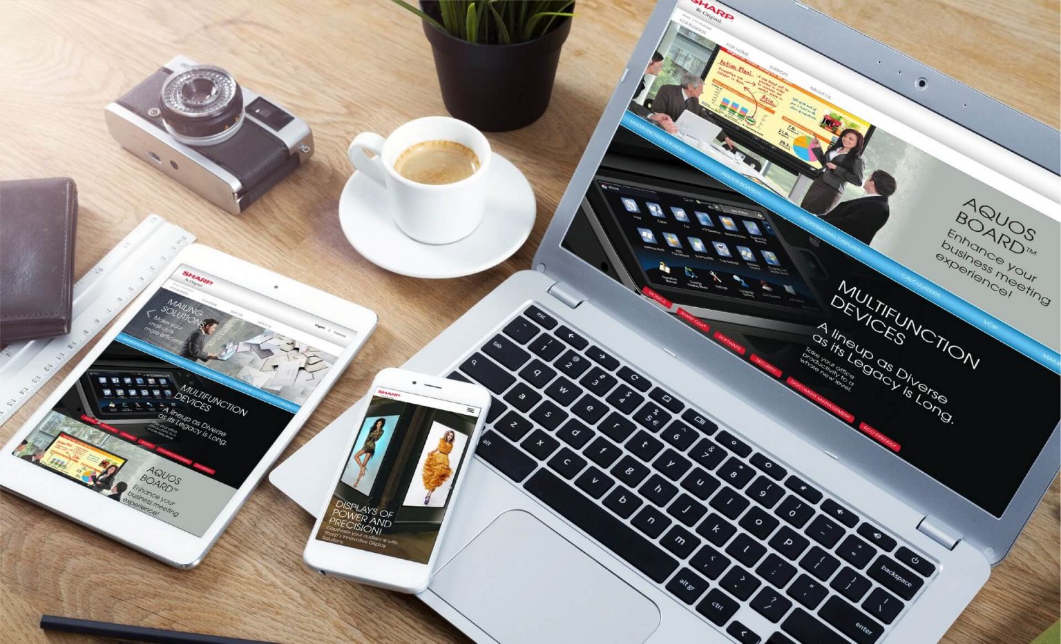 SHARP CANADA – Band